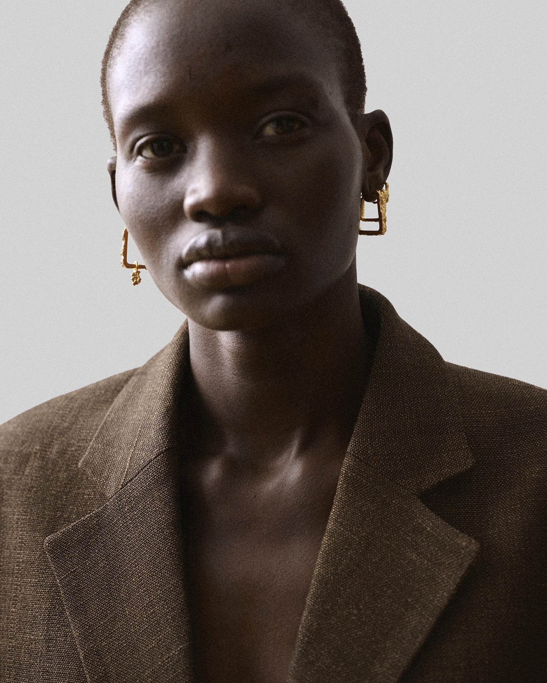 Structura Collection